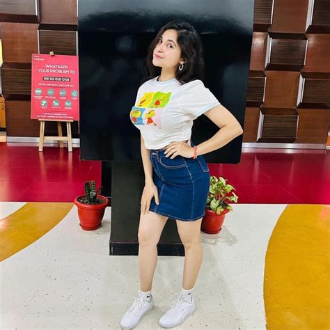 Does Anyone Know This 2 Girl Instagram Name R Desibeautifulthighs