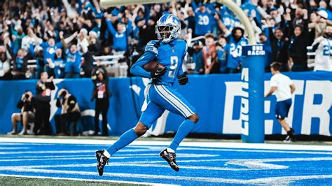 Highlight Jameson Williams First Career Catch Is A 41 Yard Td