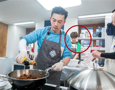 《中餐廳》舒淇羞澀照曝光：像個「小媳婦」樣為白舉綱系圍裙 每日頭條