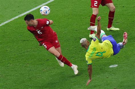 Momen Richarlison Cetak Gol Spektakuler Ke Gawang Serbia