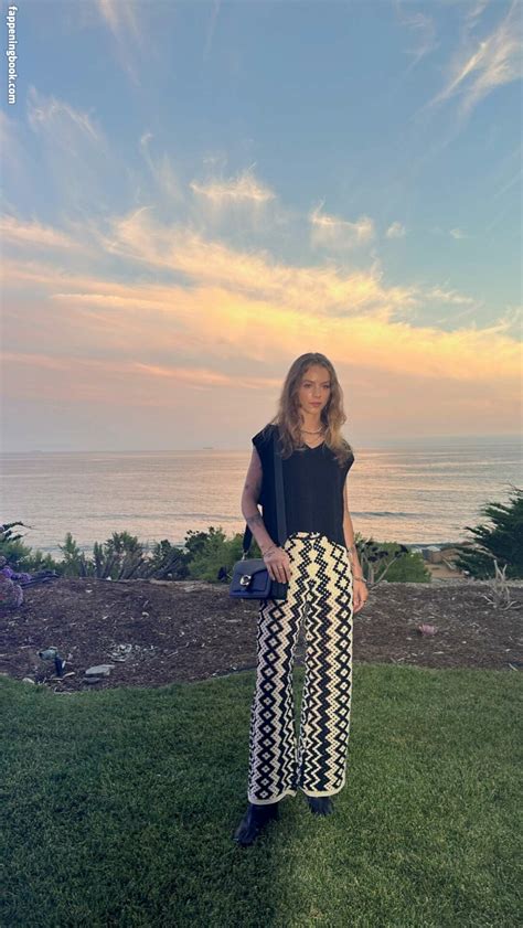 Anna Shumate Annashumate Nude Onlyfans Leaks The Fappening Photo
