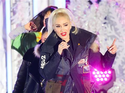 Gwen Stefani S New Look Has Fans Comparing Her To A Doll Photo