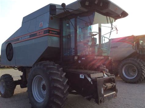 1993 Gleaner R42 In Hensall Ontario Canada