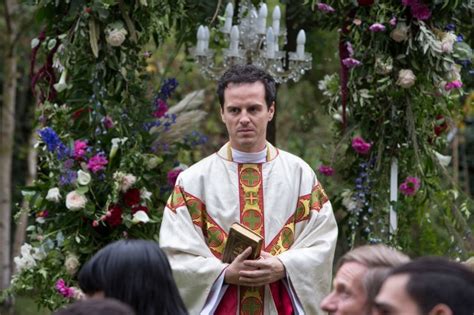 Flipboard Fleabags Andrew Scott Baffled By His ‘hot Priest Fame And