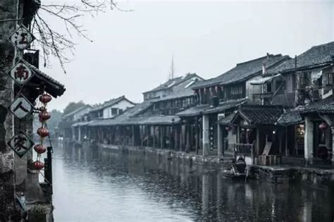 苏轼见到友人的侍妾，写下一首词，安慰了世人900年王定国