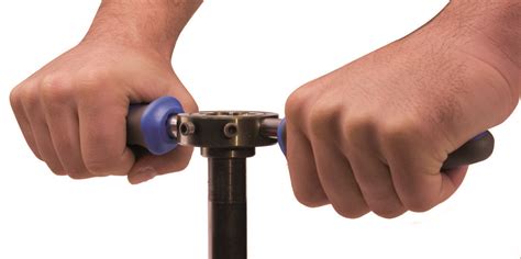 Unior Fork Threading Tool 1696 £189 99 Tools Frame And Fork