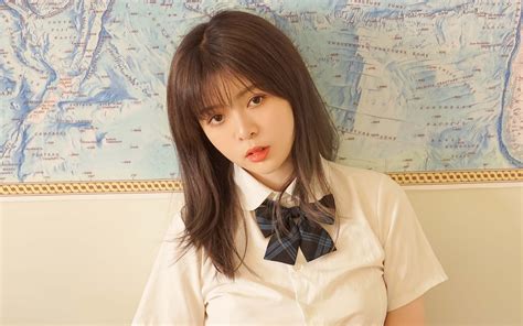 学院美女性感写真桌面壁纸 高清学生妹美女壁纸 三千图片网