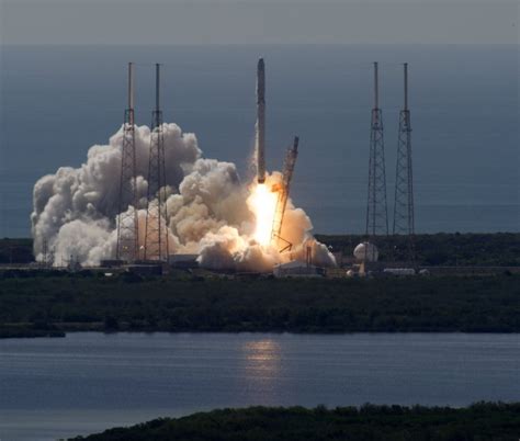 Spacex Falcon 9 Rocket Explodes Shortly After Launch All Photos