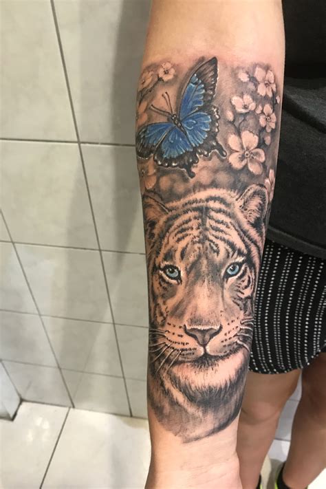 Update More Than 64 Tiger And Butterfly Tattoo Best Incdgdbentre
