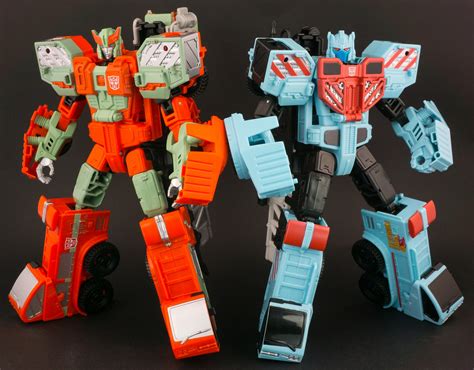 Combiner Wars Pyra Magna And Rust Dust Galleries Transformers News