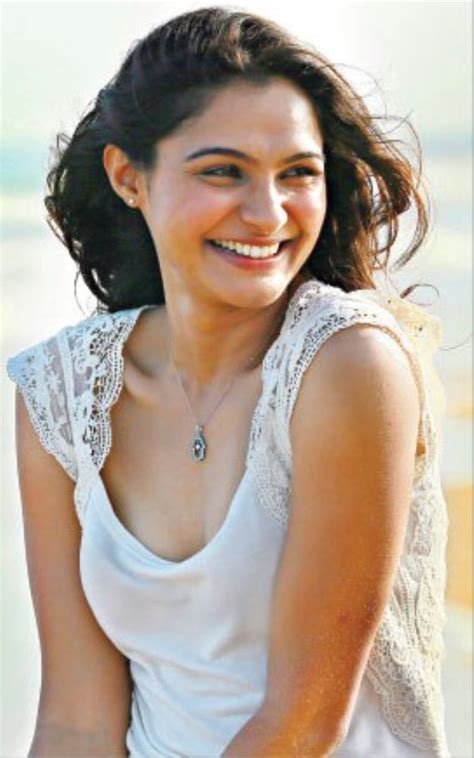 Tamil Actress Andrea Wallpaper