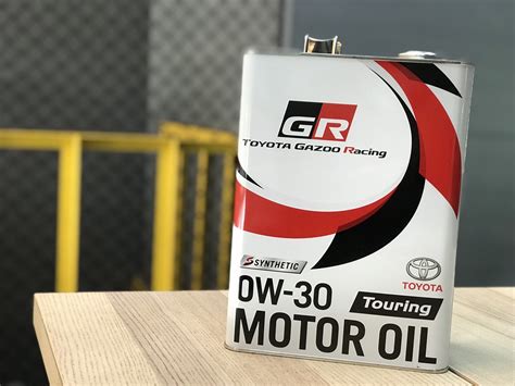 Toyota Gr 0w30 高性能機油 牛魔王 4公升包裝 激安！333日本部品
