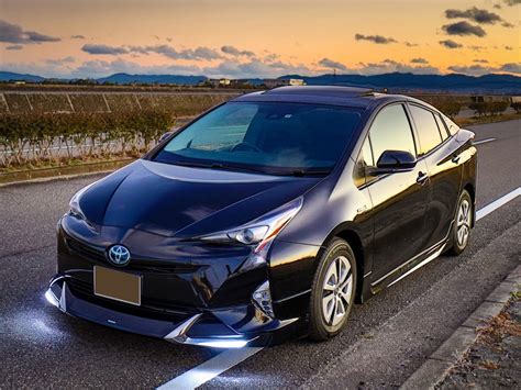 トヨタプリウス50前期フロントスポイラー（エアロパーツ）モデリスタ風