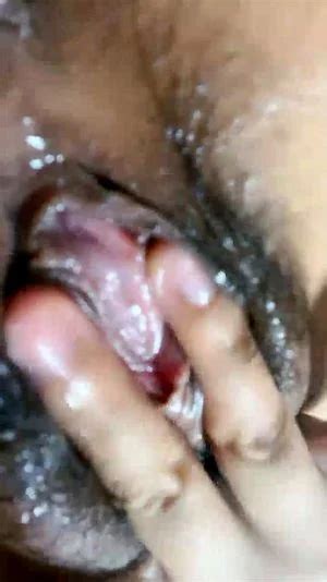 Watch 骚逼激情演绎被大哥干翻的样子，露脸黑丝骚逼特写 Solo Asian Doggy Porn Spankbang