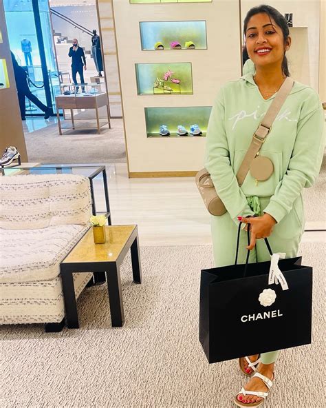 Navya Nair Travel Photos Kerala9 Com