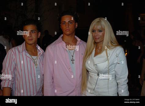 082804 Paris Hilton Record Release Party At Mansion August 28 2004