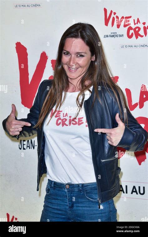 Emmanuelle Boidron Assiste A La Premiere De Vive La Crise Au Cinema Max
