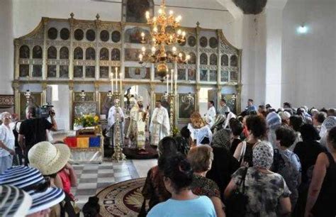 Hramul Bisericii Sf Treime Din Mun Giurgiu Basilica Ro