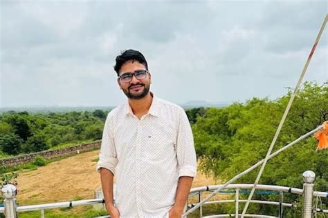 Meet Rajasthans Gagan Singh Meena Who Cracked Upsc Civil Services