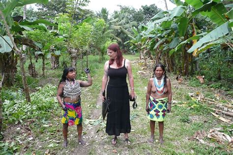 Embera Women In The Darien Panama My Wife And Two Embera Flickr