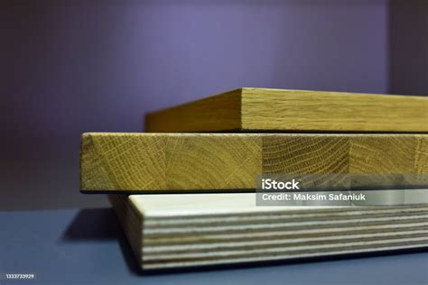 단단한 나무 목재 가구 Mdf 및 섬유판의 샘플 건축 자재 건설 나무 목재 및 목재 합판과 적층 나무 적층 바닥 배경 가구에