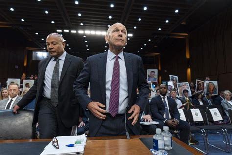 Boeing Ceo Apologizes To Relatives Of 737 Max Crash Victims Norwalk