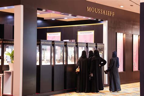 مليون قطعة فاخرة في أضخم حدث للمجوهرات بالسعودية