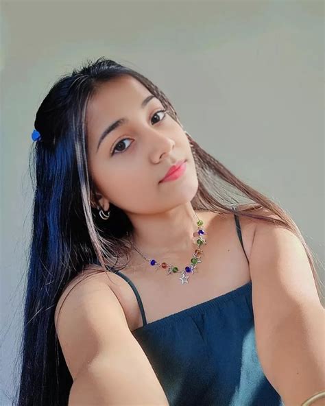 Riya Choudhary Riyachoudhary295 • Instagram Photos And Videos