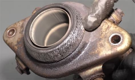 Exhaust Manifold Leak Symptoms - How to Diagnose - 1A Auto