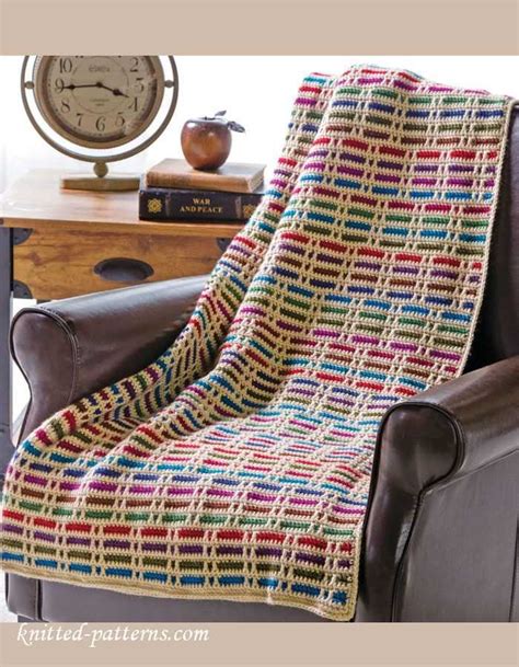 Cozy Up With These Free Knit Throw Patterns Cozy Up With These Free Knit Throw Patterns