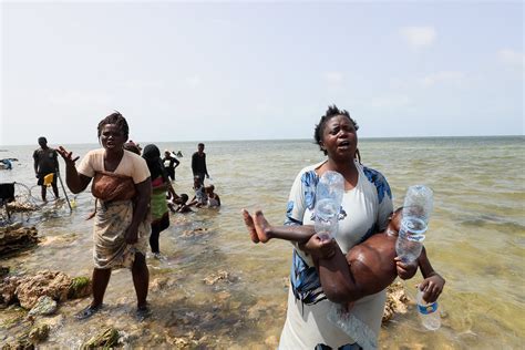 Tunisia Four Dead 51 Missing After Migrant Ship Sinks Off Coast