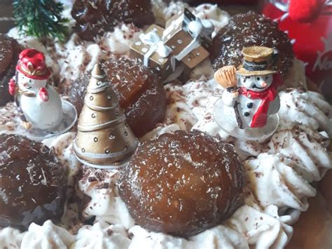 Charlotte de noël aux marrons glacés et crème de marrons