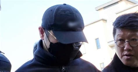군무원 살해 장교 신상 털렸다 아이 둘 있는 유부남 졸업사진 보니