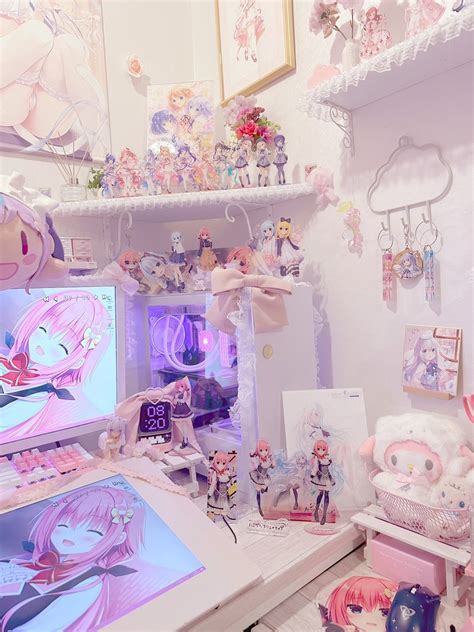 天宮月愛🐰👑🌙＠地雷堕天使ロリうさぎvtuber🌟 On Twitter Rt Chinomaron グッズ飾りすぎて限界オタク部屋と