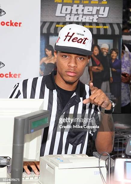 11 Bow Wow Takes Job At Foot Locker To Promote Lottery Ticket Stock