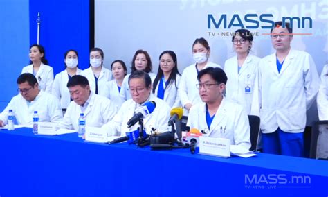 Гадны эмч нар ирээд П Батчулуун эмчийн ур чадварыг үнэлж түүнийг хайрлаж яваарай даа гэж захиж