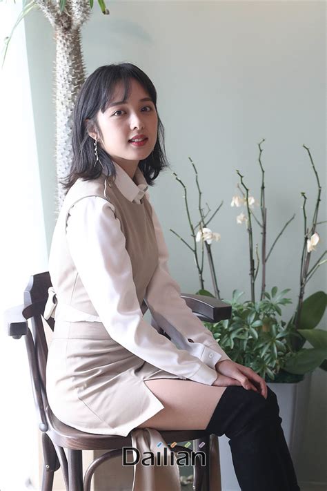 스카이 Sky 캐슬 김보라 앉아만 있어도 화보
