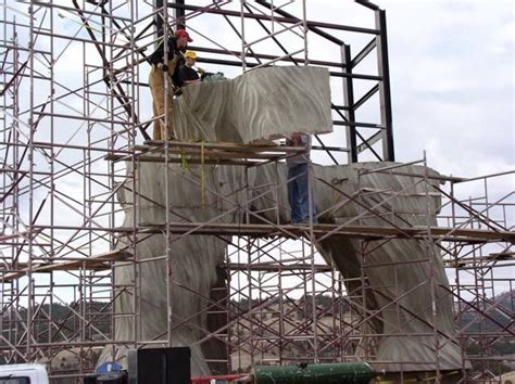 Local Artist Builds Sculpture Of Mammoth Proportions Video Loveland