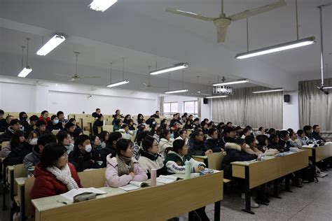 潘志明校长为大学生讲授《形势与政策》课 宿迁学院马克思主义学院