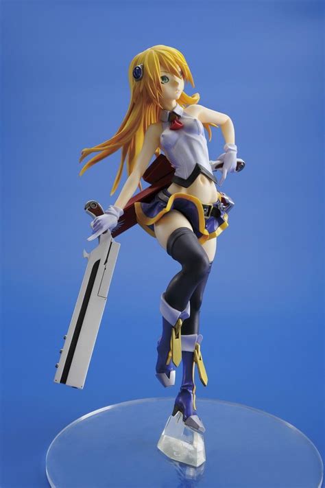 Blazblue Chronophantasma Noel Vermillion 17 Scale Figure Re Run
