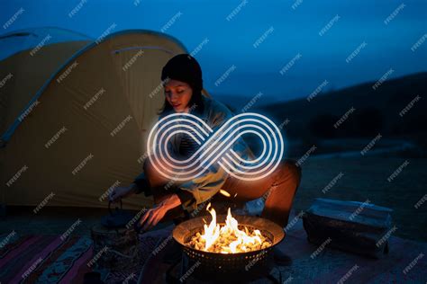 Free Photo Loop Symbol Over Inspirational View