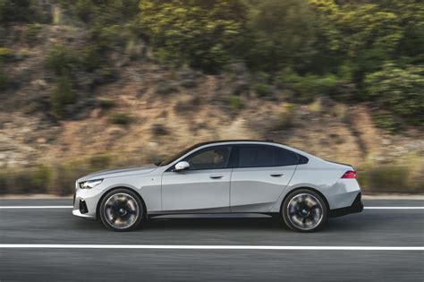 Nuevo BMW Serie 5 2024 crece en tecnología y sobre todo en tamaño