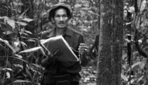 Muhammad Kasim Arifin Legenda Dari Waimital Pejuang Petani Yang