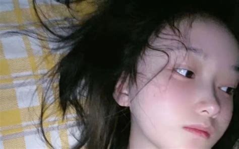 秃崽：下播了，我爸拿藤条过来了