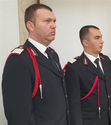 Doi pompieri buzoieni premiați pentru acțiunile de salvare Opinia Buzău