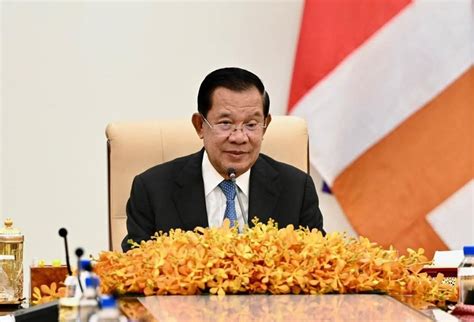 សម្តេច ហ៊ុន សែន ប្រគល់ដី២ហិកតាតម្លៃជាង១០លានដុល្លារសាងសង់ សុីសុីថាមស៍