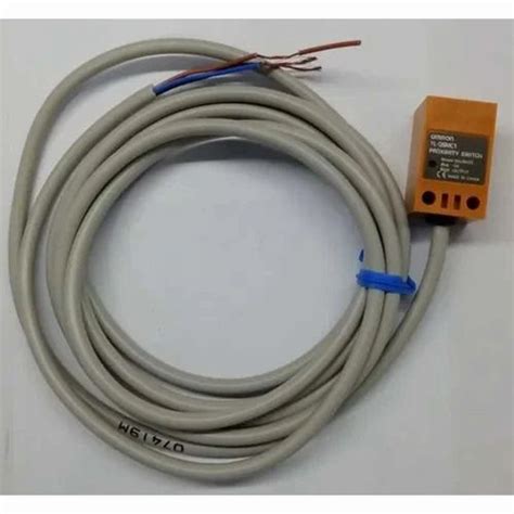 OMRON TL Q MC Square Proximity Sensor For Metal Sensing Sensing