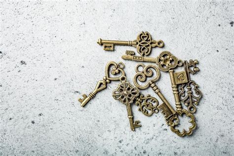 Premium Photo Overhead Shoot Of Many Different Old Keys