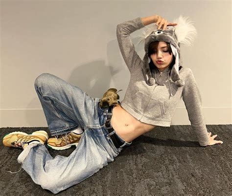 Lilalisa On Twitter Rt Catmeowm555 Lisa Louis