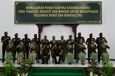 Persit KCK Koorcab Rem 071 PD IV Diponegoro Peringati HUT Ke 76